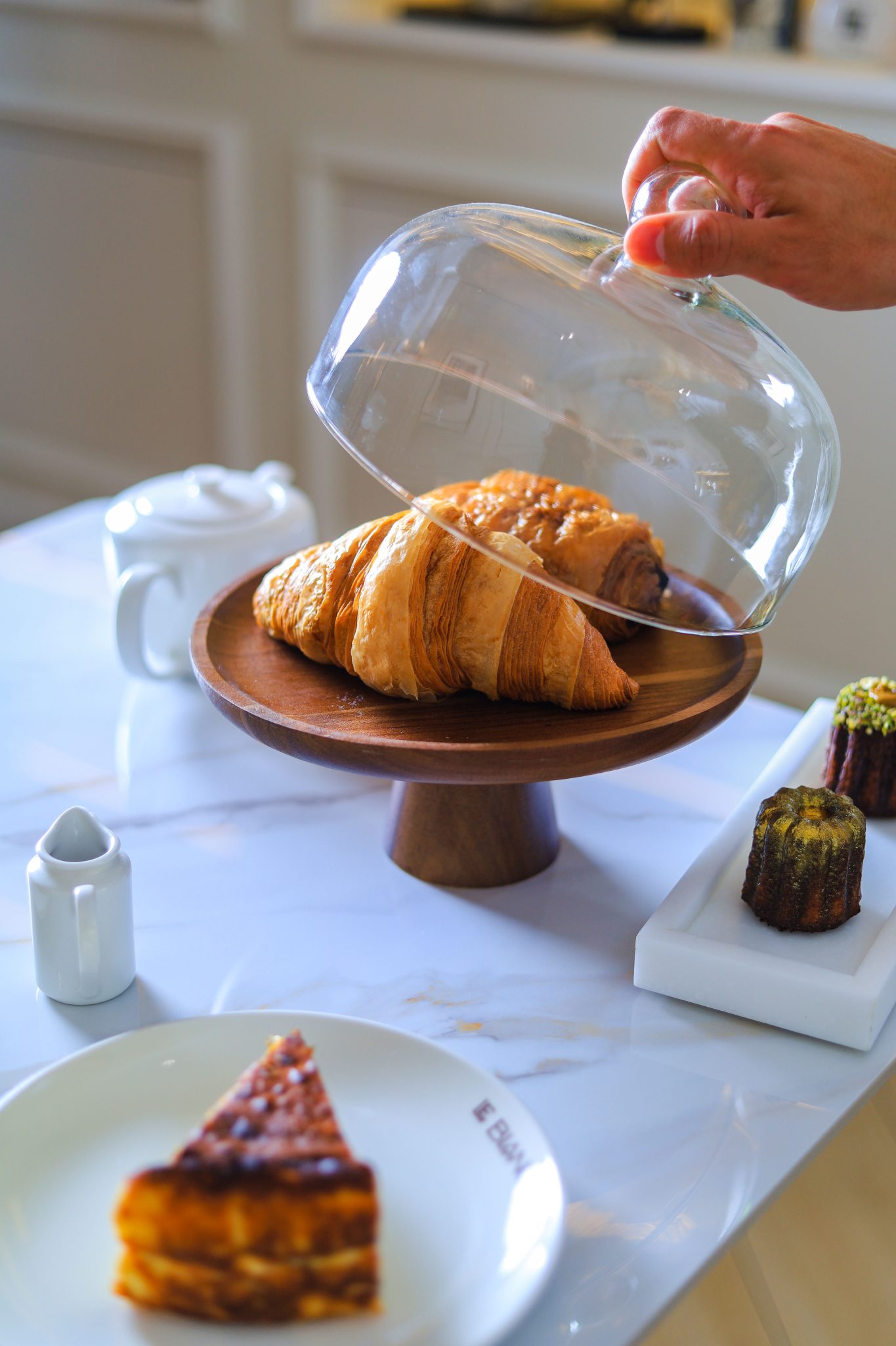 Le Blanc Café Abu Dhabi – French Crepes & Specialty Coffee - Le Blanc ...